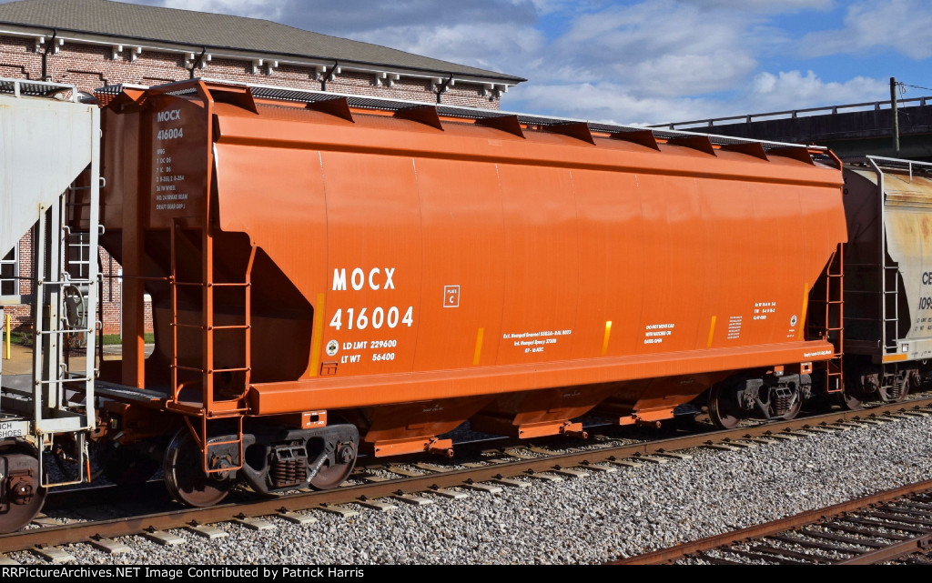 MOCX 416004 07-2016 built NSC 4300cf 3-gate covered hopper on CSX in Cartersville GA 3-19PM 01 ...